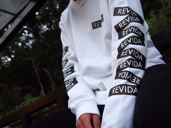REVIDA mix logo Sweat shirt スウェット・トレーナー REVIDA 通販 3012820｜Creema(クリーマ)