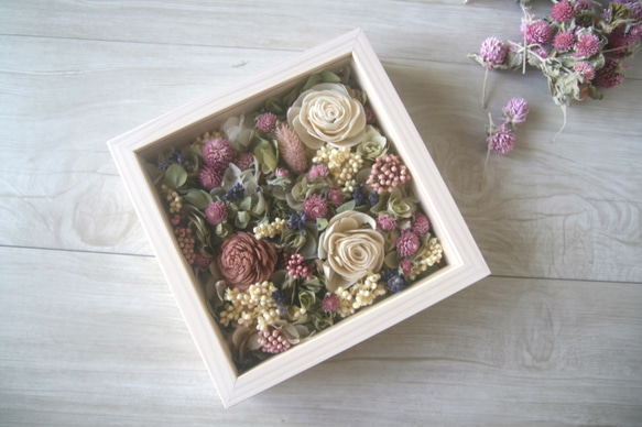 千日紅のCUBEフレーム アレンジ dryflower ドライフラワー QUEUE DE RANUN 通販 4309503｜Creema(クリーマ)