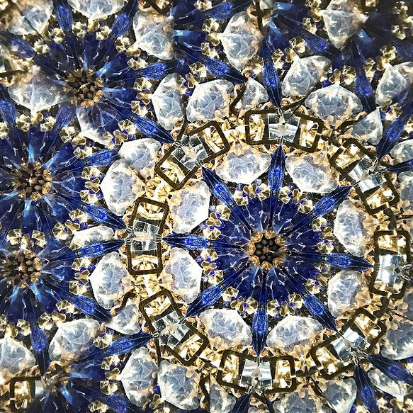 一点物のオリジナル！贈り物に！天然石の万華鏡 希望の灯り『Hope ブルー』オイル万華鏡、mk-hopeb【誕生日】【母 立体・オブジェ ...