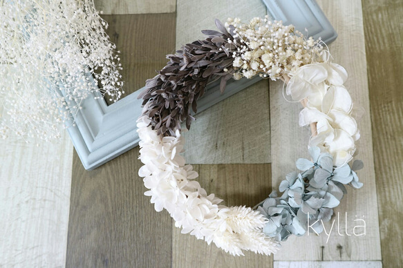 [wreath] シンプル ホワイトリース プリザーブドフラワー kylla 通販 3863155｜Creema(クリーマ)
