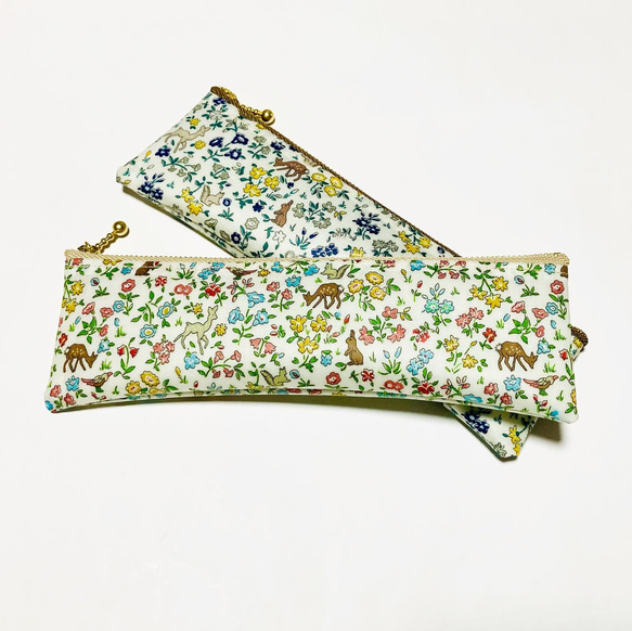 【受注制作】リバティ＊メドウテイルズ スリムペンケース ペンケース 𝑚'𝑒 𝑠𝑚𝑖𝑙𝑒 通販 10773546｜Creema(クリーマ)