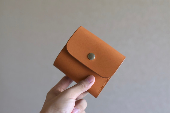 まんまる三つ折り財布 ≪キャメル≫ 栃木レザー 手縫い その他ミニ財布・コンパクト財布 @win 通販｜Creema(クリーマ) 3095205