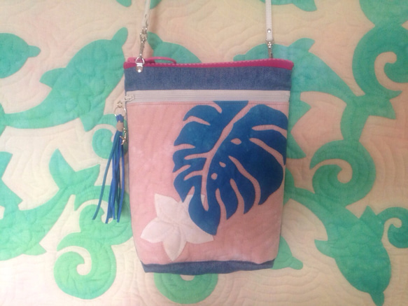 ハワイアンショルダーバッグ ショルダーバッグ quilt launa 通販 4161674｜Creema(クリーマ)