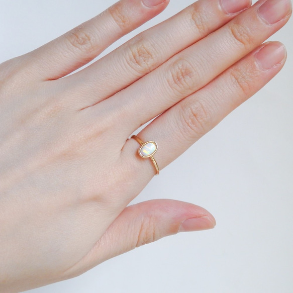 シンセティックホワイトオパールリング・10月誕生石・サイズオーダー可・華奢デザイン・18金仕上げ 指輪・リング grain 通販 ...