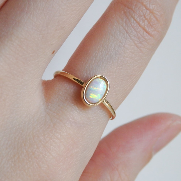 シンセティックホワイトオパールリング・10月誕生石・サイズオーダー可・華奢デザイン・18金仕上げ 指輪・リング grain 通販 ...