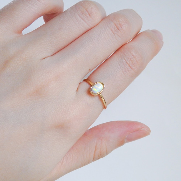 シンセティックホワイトオパールリング・10月誕生石・サイズオーダー可・華奢デザイン・18金仕上げ 指輪・リング grain 通販 ...