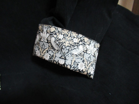 ベルベットコーデュロイ ブラック ＆タナローン ストロベリーシーフ でボートネッククブラウスM～Lサイズ♪ ブラウス sanae 通販 ...