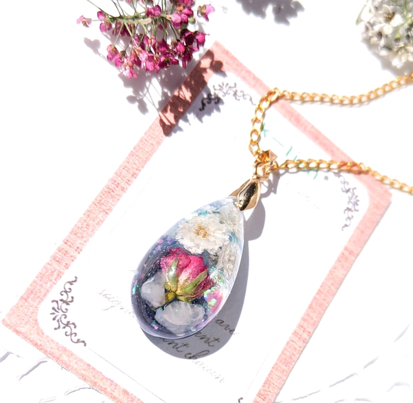 夜空に咲くバラとかすみ草のネックレス ネックレス・ペンダント k-lien 通販 8654637｜Creema(クリーマ)