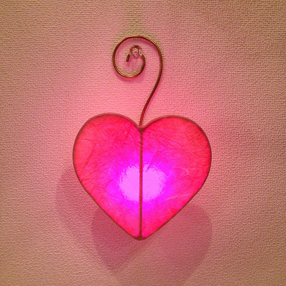 新型・愛ライト（壁掛け）・ピンク キャンドル・キャンドルホルダー ハシダヒロシ 通販 2777560｜Creema(クリーマ)