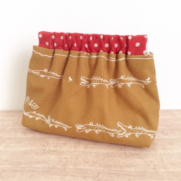 gooddayの裏地も可愛いお出かけポーチ・ワニ ポーチ good day 通販 2317515｜Creema(クリーマ)