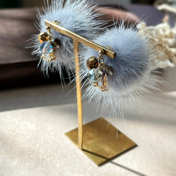 twinkle stones ミンクファー ブルーグレー ピアス/イヤリング ピアス（スタッド・一粒） and story 通販 ...