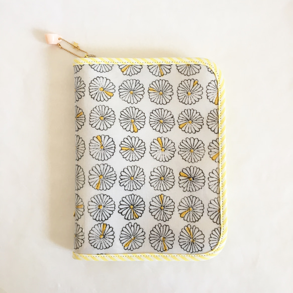 母子手帳ケース（Peace04・レモン【S】） 雑貨・その他 sisimary 通販 6790929｜Creema(クリーマ)