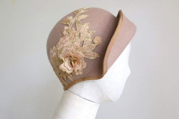 ベージュ フローラルクロッシェ 秋冬帽子 レディースハット ハット グログランの麦わら帽子 通販｜Creema(クリーマ) 12648430