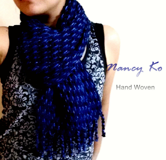 ナンシーコ〜ダークブルーのハンドツイル織りスカーフ-A209 マフラー Nancy 通販 3794433｜Creema(クリーマ)