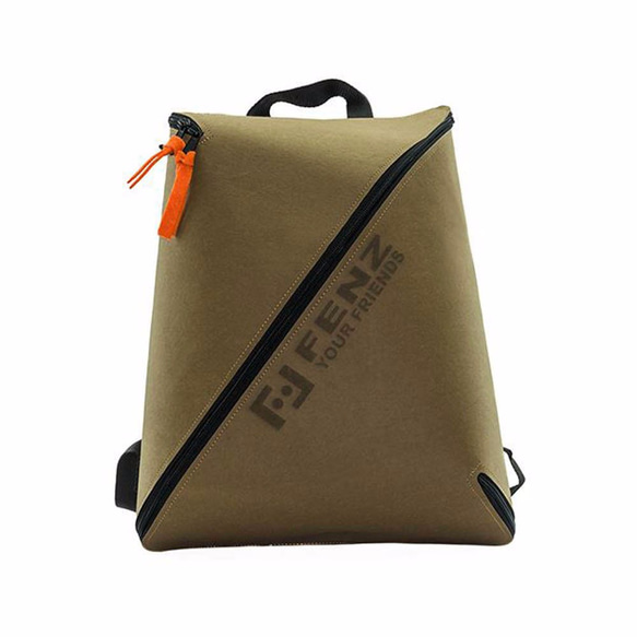 義大利獨家進口精品-FENZ 超輕防潑濺 一體成形後背包 (麂皮淺棕色) 背包・後背包 GeckoDesign 的作品｜Creema 4199811