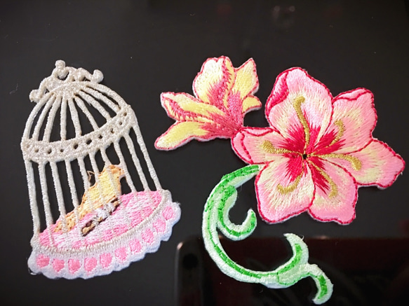 刺繍ワッペンアイロンパッチ★お花&鳥ちゃん 2点セット★幼稚園 ワッペン・アップリケ TQT 通販｜Creema(クリーマ) 4384356