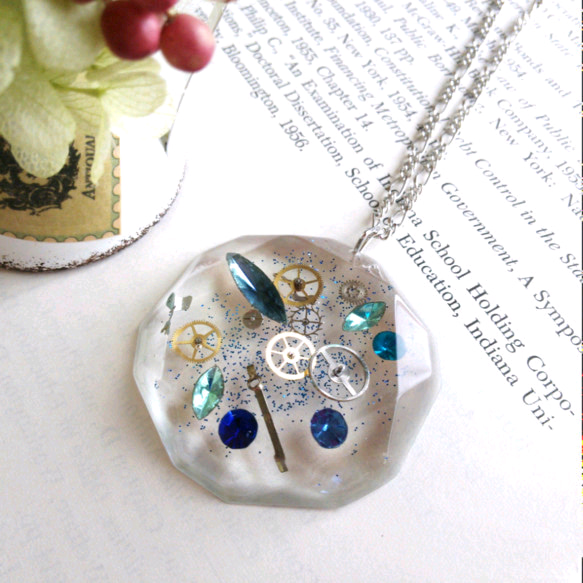 キラキラ&歯車＊ネックレス＊blue×silver ネックレス・ペンダント pineapplelily 通販｜Creema(クリーマ) 1327269
