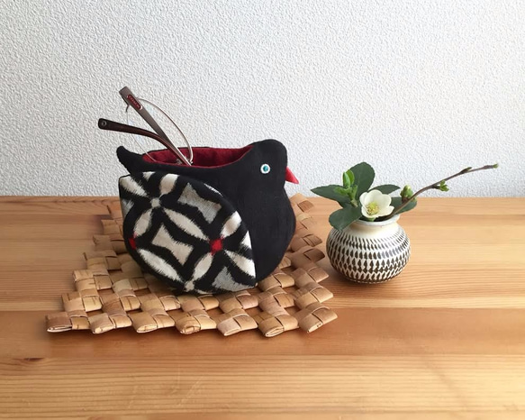 小鳥の小物入れ《銘仙》 その他インテリア雑貨 nakineko ナキネコ 通販｜Creema(クリーマ) 1912942