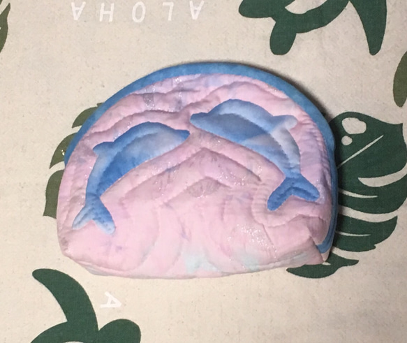 ハワイアンキルトのポーチ ポーチ わーくしょっぷ-hanalima- 通販｜Creema(クリーマ) 4230095