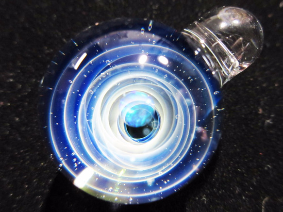 宇宙アートガラス 天体観測 50 ネックレス・ペンダント 五月女硝子製作所 通販 1887759｜Creema(クリーマ)