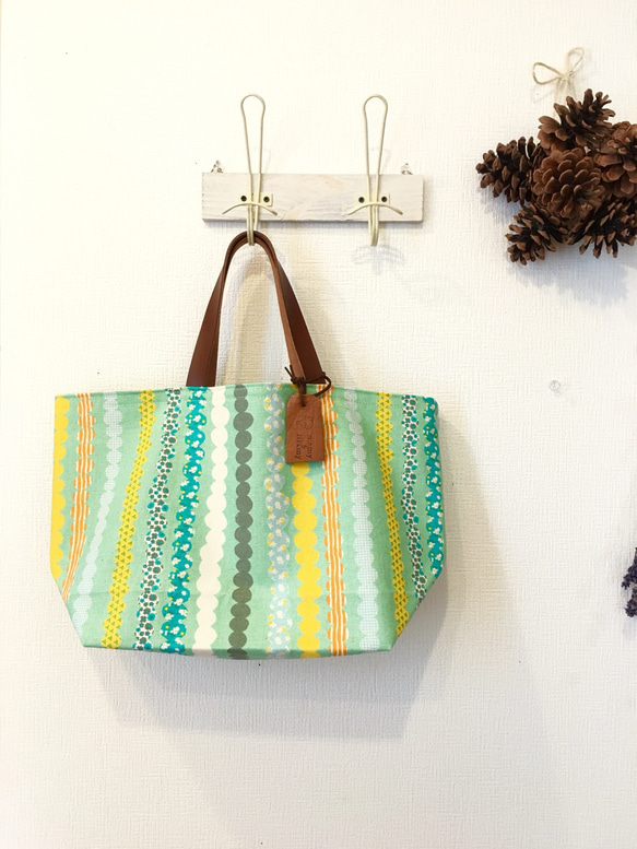 SALE#本革持ち手のトートバッグ＊北欧ぽこぽこmint トートバッグ mamy＆NITmy 通販 2722648｜Creema(クリーマ)
