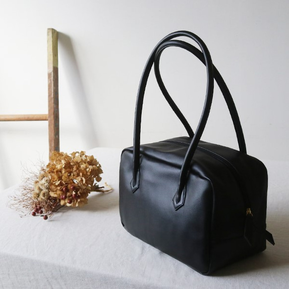 【春装いPRICE】ラスト1点しっとり滑らかな上質PUレザーしかくいボストン バッグ通勤通学【Sサイズ】X98C ボストンバッグ anvai ...