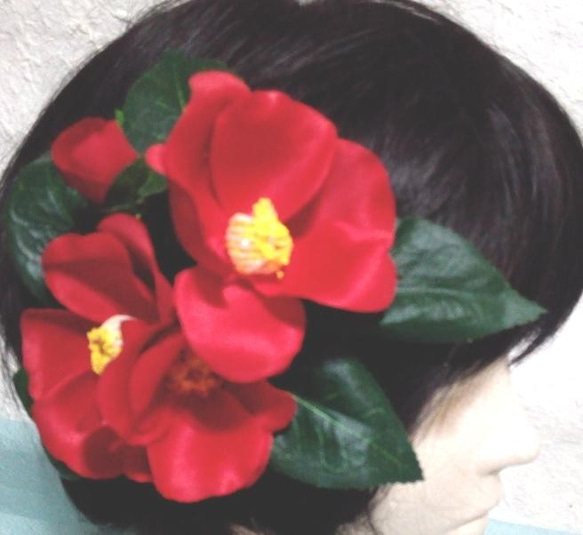 ＊赤椿＊ダブルクリップ* ヘッドドレス（ウェディング） *Round Heart*【クリーマ店】 通販｜Creema(クリーマ) 4945701