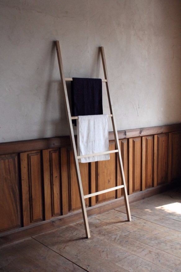 ラダーラック 棚・シェルフ・ラック 栗秋木工 通販｜Creema(クリーマ) 4162167