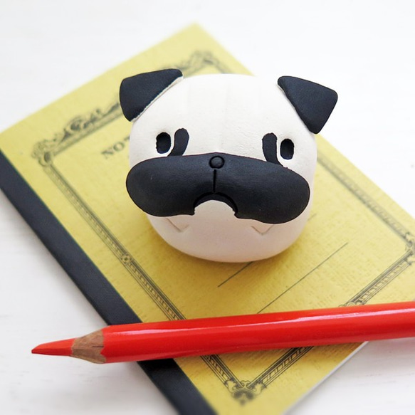 パグペーパーウエイト パグ置物 その他置物 工房しろ 通販 1290375｜Creema(クリーマ)