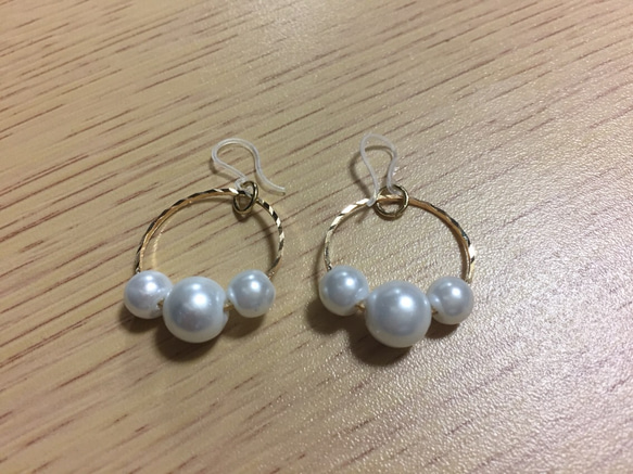 パールフープピアス ピアス（フック・チェーン） ゆうな 通販 4303926｜Creema(クリーマ)