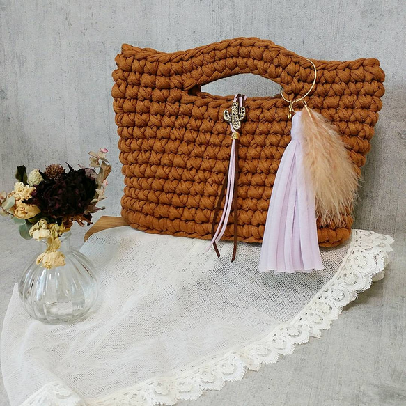 キャメル ズパゲッティバッグ タッセル付 ハンドバッグ hachiandsiro 通販 4780765｜Creema(クリーマ)