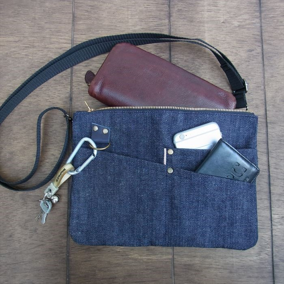 岡山デニム サコッシュ A ファスナーネイビー ショルダーバッグ atelier307 通販｜Creema(クリーマ) 5633423