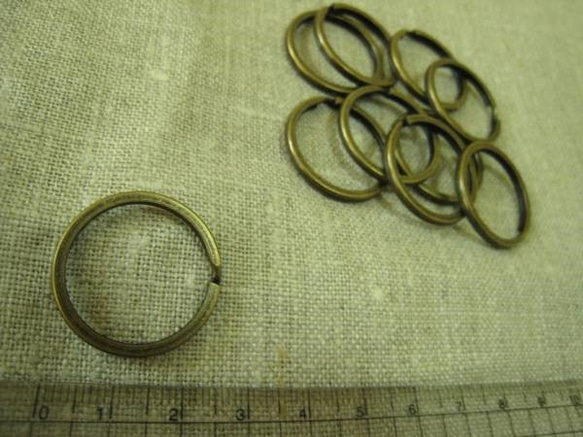 DL25A☆ダブルリングキーリングレザークラフトAT直径約25mm/10個 その他素材 テヅクリノハコ 通販 4701809｜Creema(クリーマ)