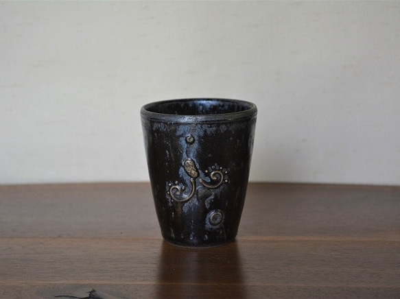 窯変虹彩黒 フリーカップ グラス 紅葉窯 通販 5511562｜Creema(クリーマ)