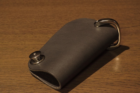 スマートキー対応 キーケース SMOG キーケース INDUSTRIALE 通販 3949692｜Creema(クリーマ)