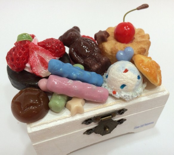 たっぷりのスイーツボックス スイーツデコ その他インテリア雑貨 MerCitron 通販 1263446｜Creema(クリーマ)