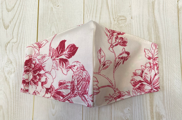 Lサイズ ️現物お届け ️大人用マスク♡手作りマスク♡立体マスク♡花と鳥 布マスク 苺じゅーす 通販 12191900｜Creema(クリーマ)