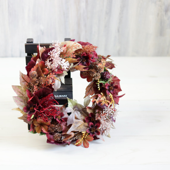 深まる秋の紅葉リース リース はなごま屋 通販｜Creema(クリーマ) 12729464