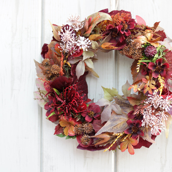 深まる秋の紅葉リース リース はなごま屋 通販｜Creema(クリーマ) 12729464