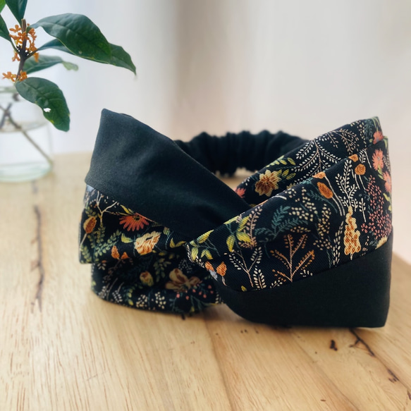 再販☁︎秋冬☁︎クロスヘアバンド☁︎ボタニカル柄/ブラック×黒無地ミックス ヘアバンド・ターバン 443＊ 通販 12699886 ...