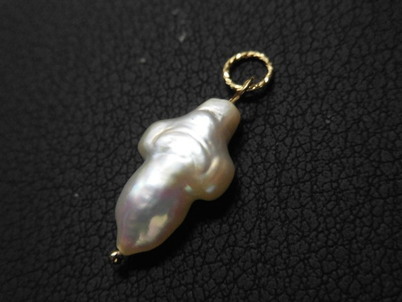 14kgf クロス形淡水パールのペンダントトップ あ21 ペンダントトップ KAZEYA－かぜやー 通販 11927622｜Creema(クリーマ)