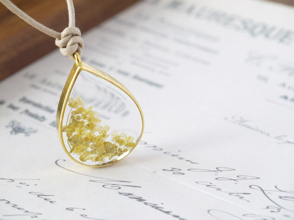 イエローアリッサムのしずくネックレス ネックレス・ペンダント ツユクサ 通販 5510520｜Creema(クリーマ)
