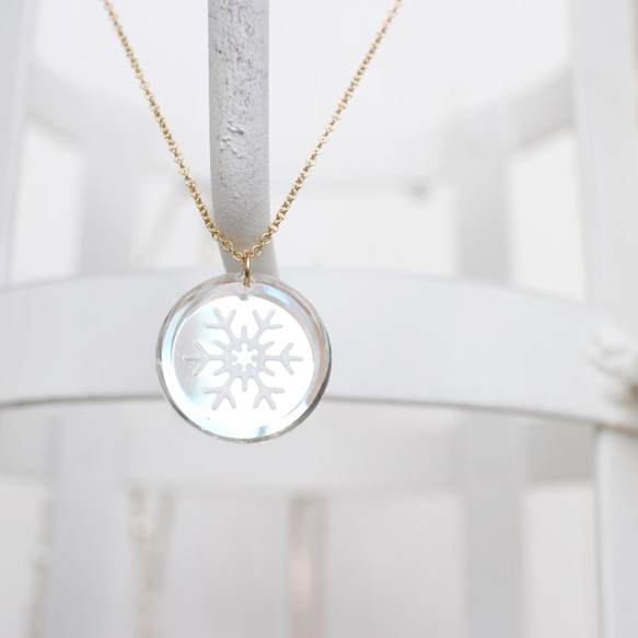 14kgf* Snowflake Intaglio Pendant ネックレス・ペンダント Maya 通販｜Creema(クリーマ)
