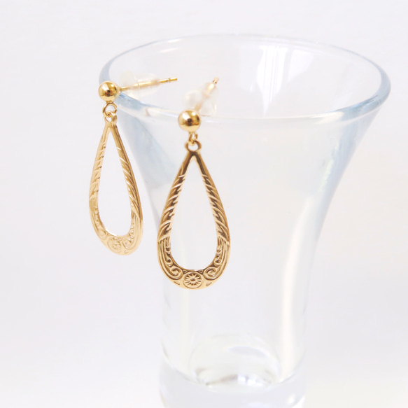 〔Creema限定〕クラシカル雫14kgfピアス スタッドピアス/イヤリング ピアス（スタッド・一粒） Lupinus 通販 7733293 ...