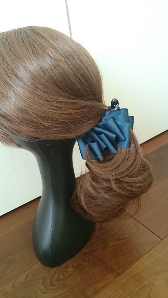 【全3色】折り重なるグログランの バナナクリップ ヘアクリップ・バナナクリップ t.h.t 通販 2709914｜Creema(クリーマ)