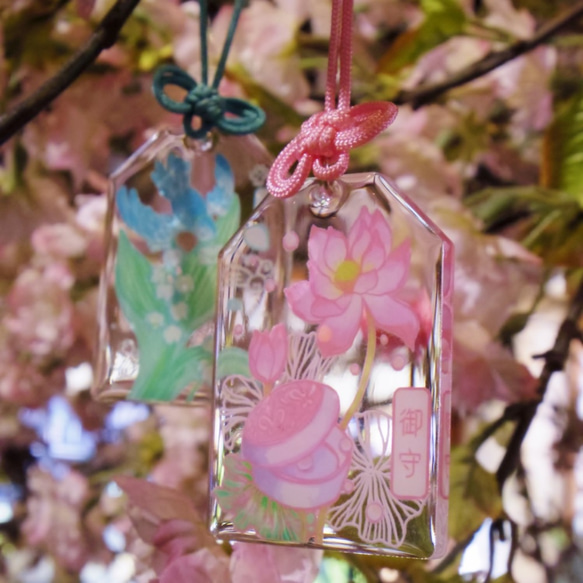 御守造型 壓克力吊飾~~~某 K 氏的畫室 / Kaneiya's Atelier 手機吊繩・吊飾 某K氏的畫室 的作品 8540866｜Creema