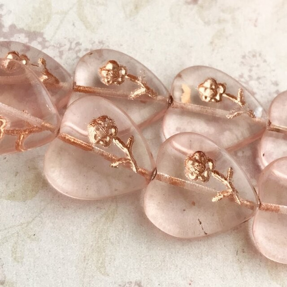 再販未定【16㍉ 4個】ローズハート♡ clear pink & pink gold ♡チェコビーズ♡薔薇♡桜♡ ビーズ la récolte ...