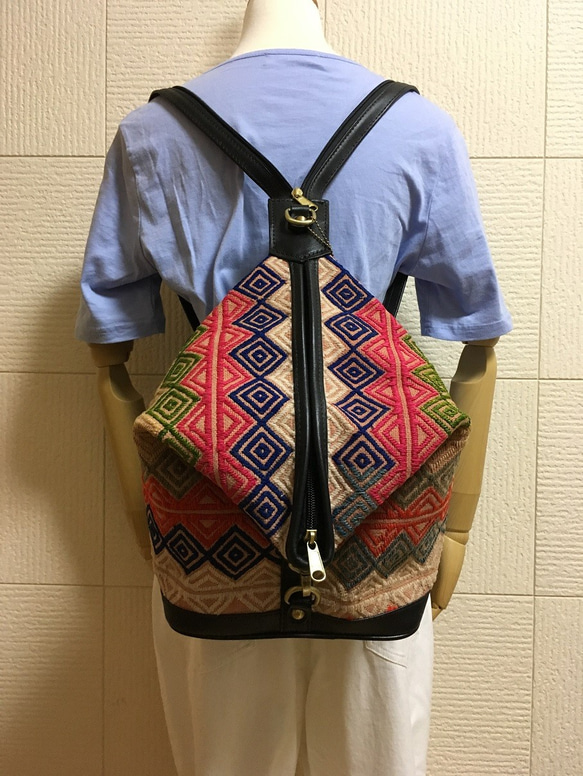 売り切れ！ 本牛革とヴィンテージキリムの2WAYバッグ ピンク系 リュック・バックパック MOFU@MOFU 通販｜Creema(クリーマ ...