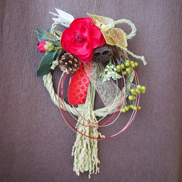 迎春2017 お正月しめ縄飾り（八重椿） しめ縄・しめ飾り わあんどすたいる 通販｜Creema(クリーマ) 2997960