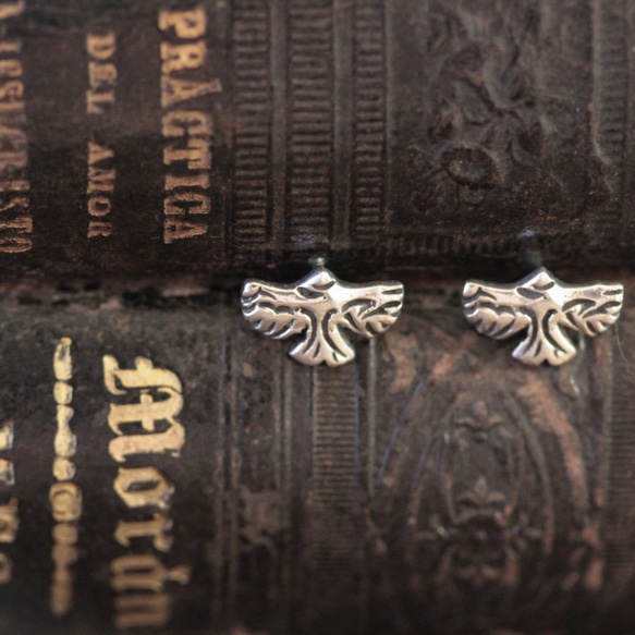 ＊native silver925 eagleスタッドピアス ピアス（スタッド・一粒） get with it! 通販｜Creema(クリーマ) 5853616